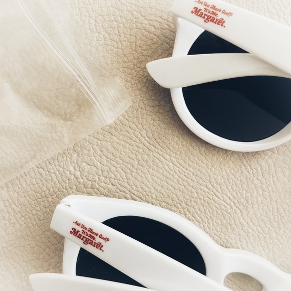 Movie Merchandise | Accessories | Are You There God Its Me Margaret ...